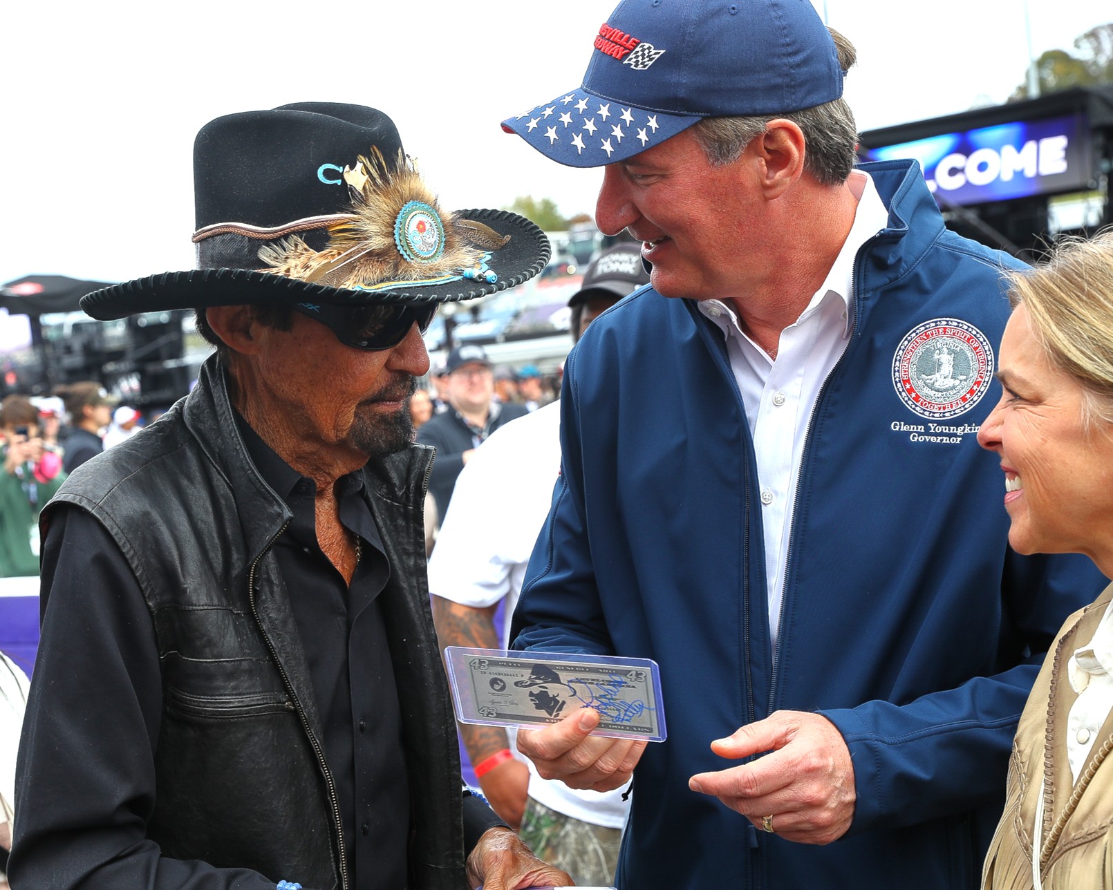 MOTORSPORT AMERICA PHOTOS FROM THE NASCAR RACES AT MARTINSVILLE ...